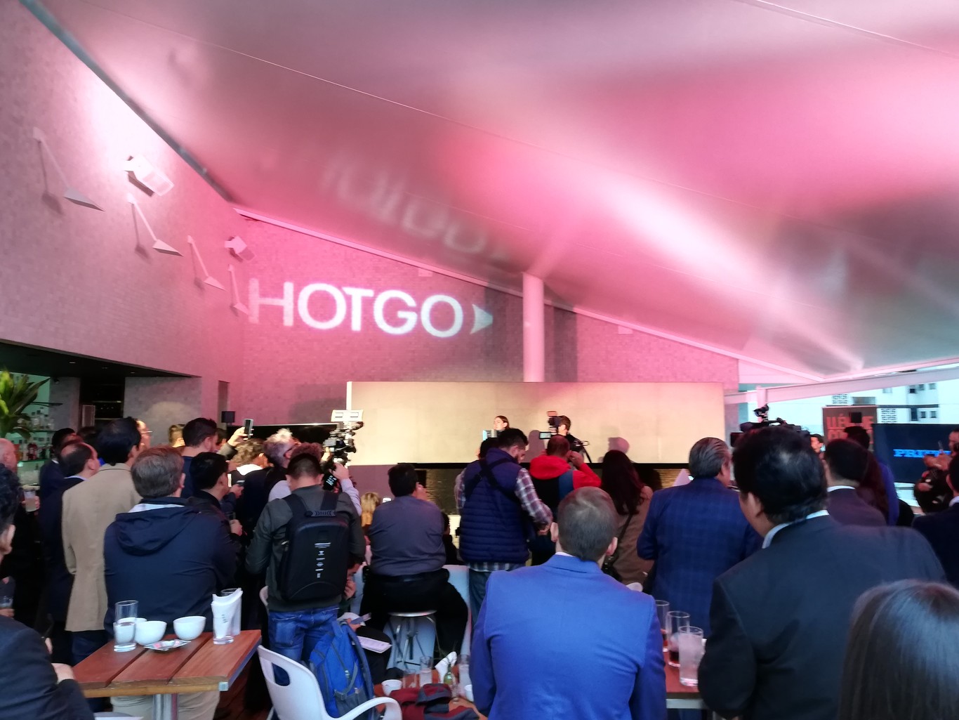 HotGo: el Netflix de contenido para adultos llega a México, estos son ...