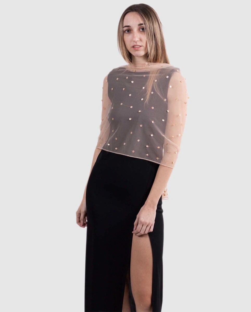 11 capas y chales de gasa para looks de invitada por menos de 100 euros