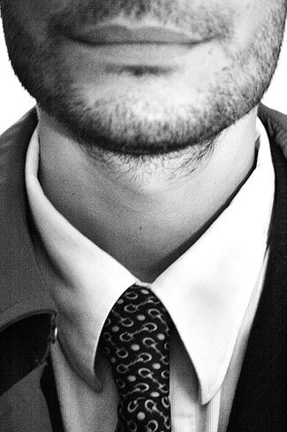 La barba afeitada como exigencia en el puesto de trabajo ¿sí o no?