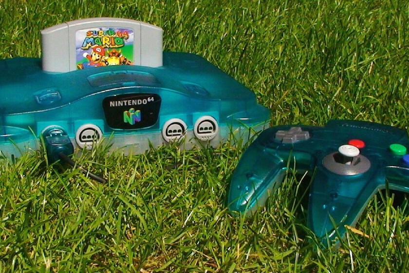 La era de las consolas transparentes: cómo una pelea entre Pepsi y Coca ...