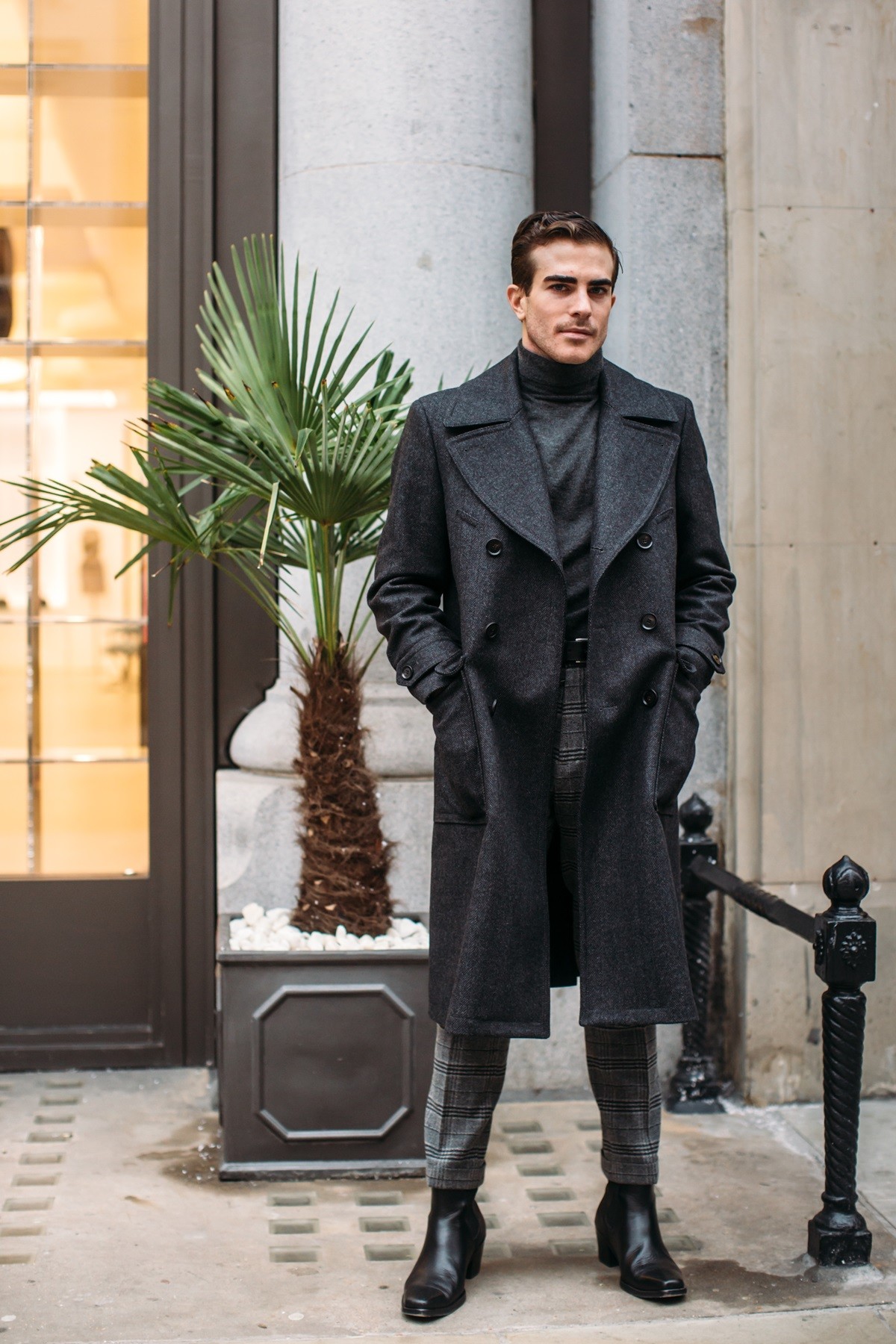 15 looks que demuestran que los tonos neutros no son nada aburridos