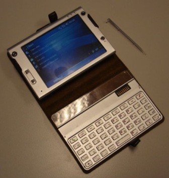 HTC Athena, con sabor a UMPC