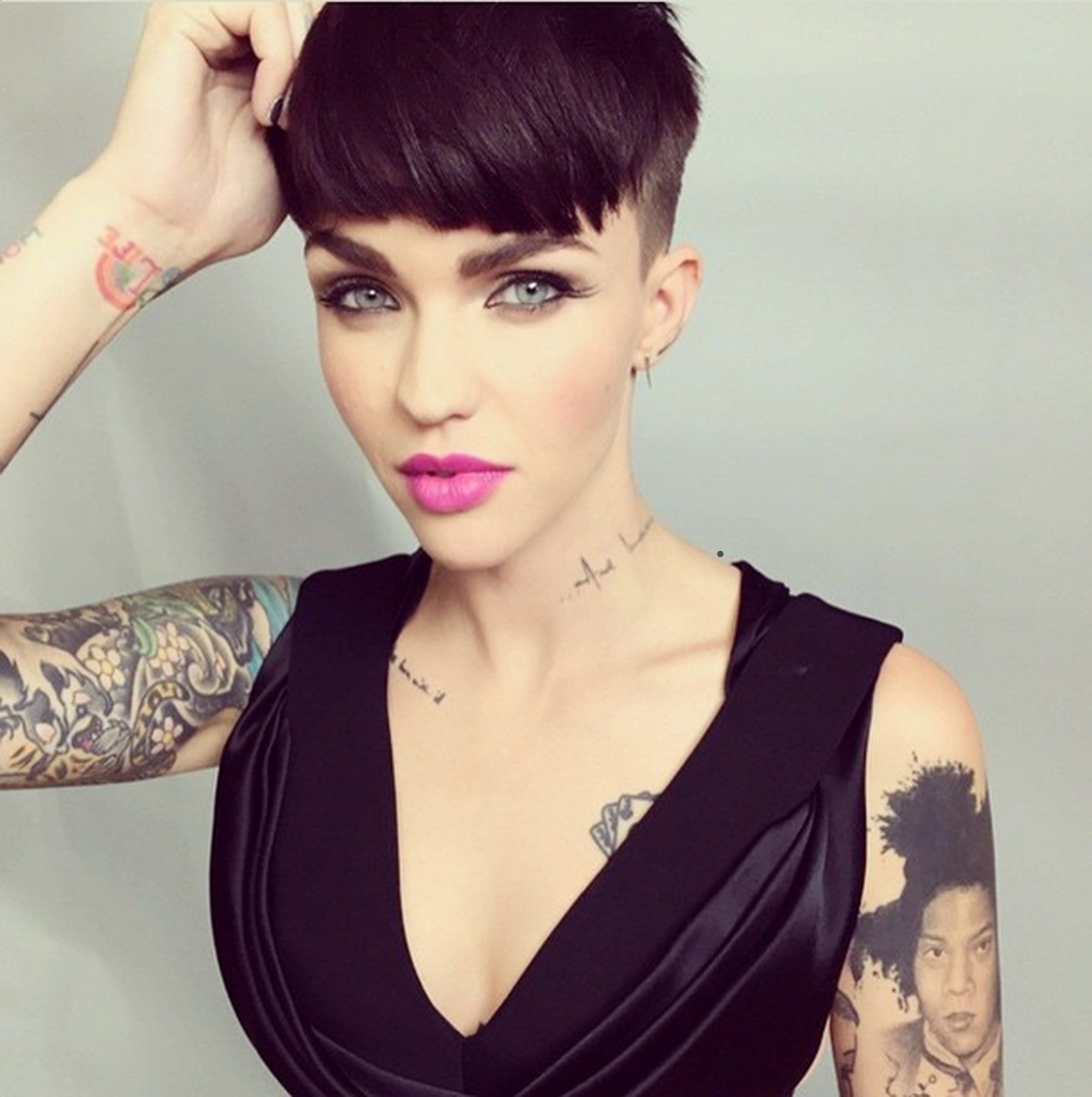 Ruby Rose, la gender fluid que enamoró a Catherine McNeil y a media ...
