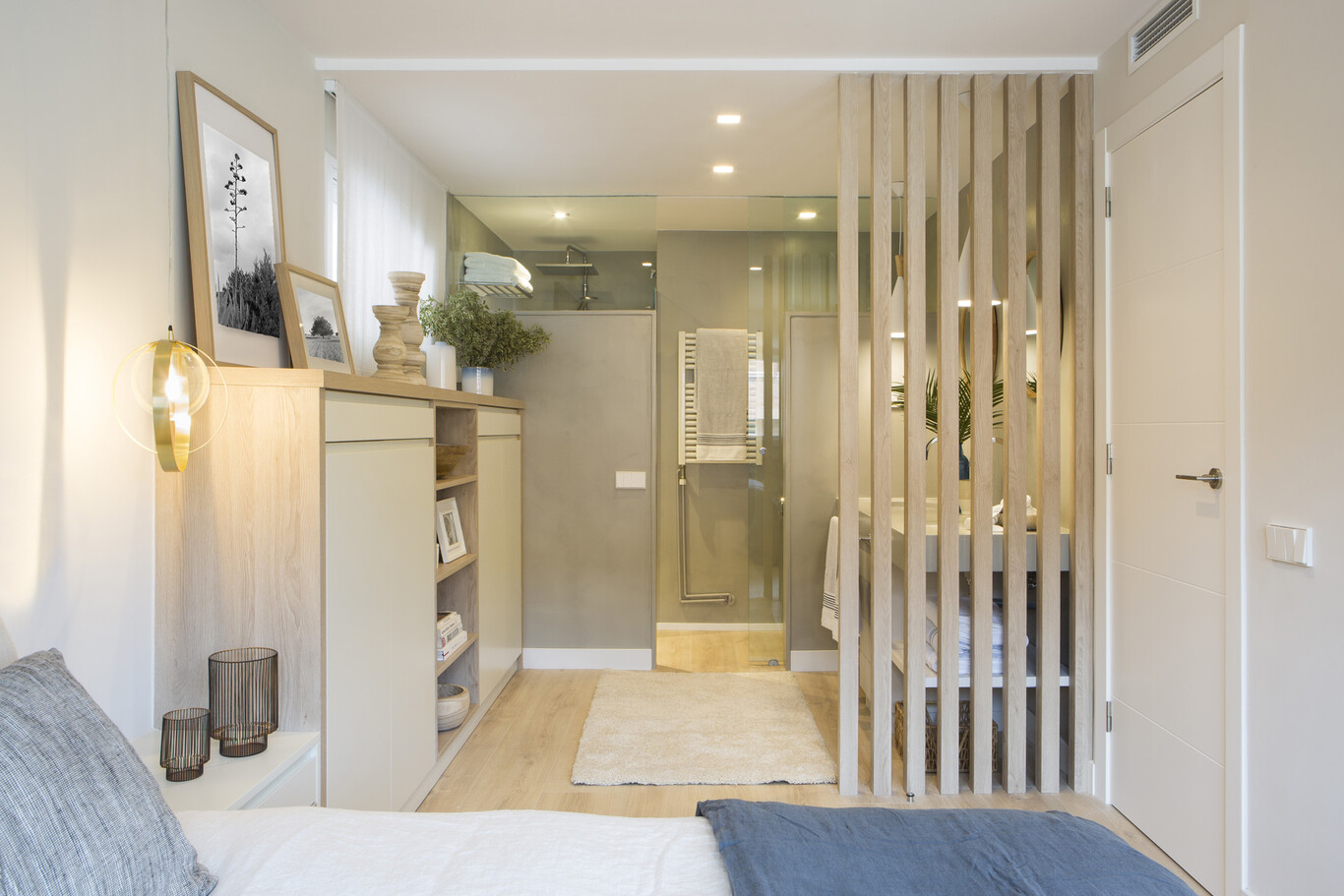 Una reforma en un adosado muy urbano que se adapta a las nuevas ...