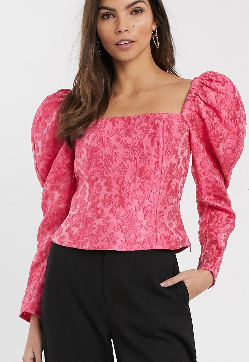 Nueve tops de mangas abullonadas (a todo volumen) para seguir la ...