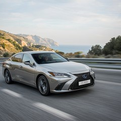 Lexus ES 300h y RC 300h 2019, prueba contacto: híbridos de lujo con ...