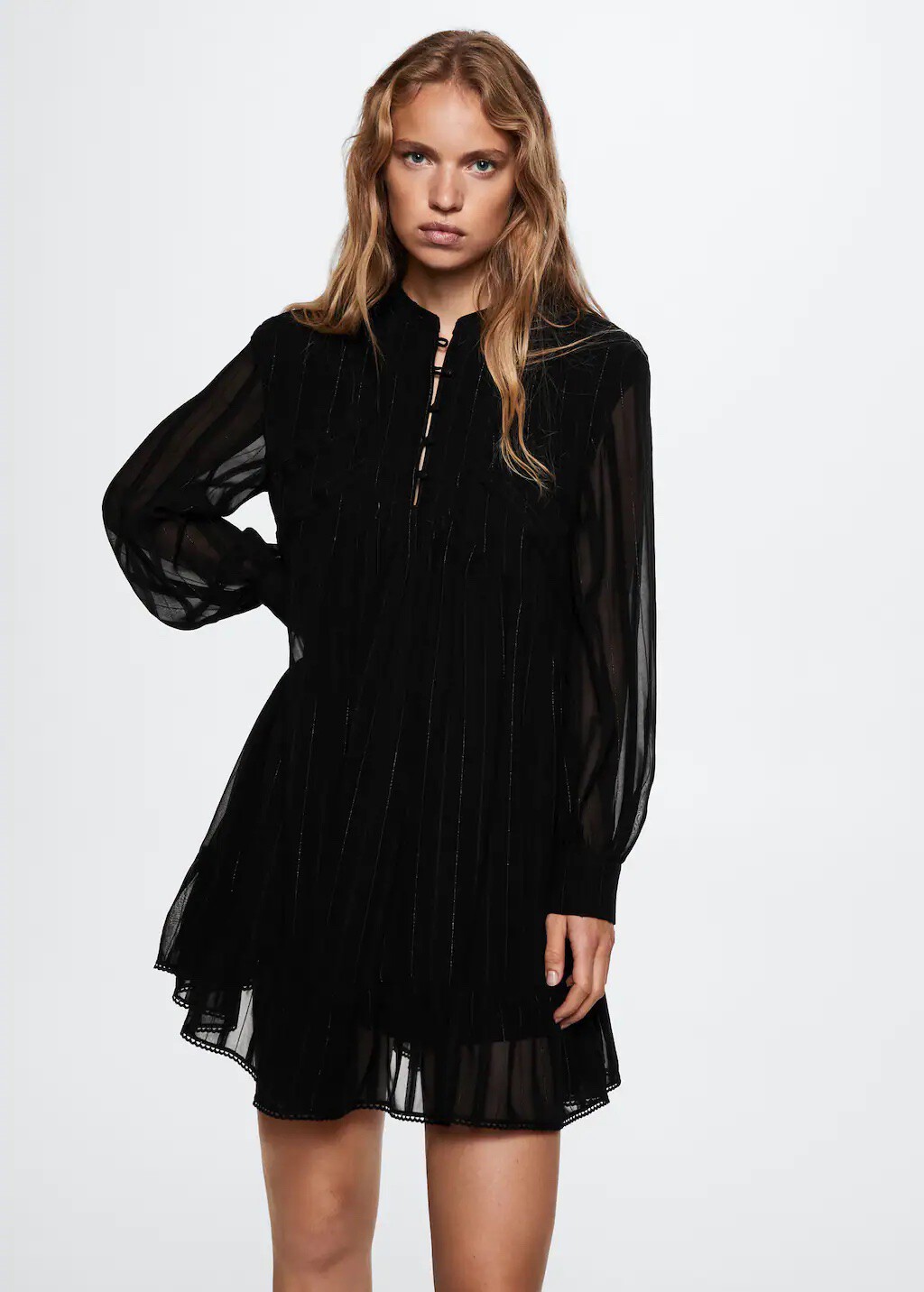 Black Friday en Mango: siete compras básicas que se convertirán en una ...