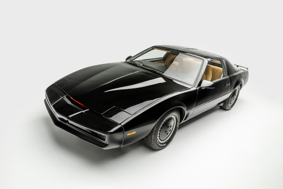 17 icónicos vehículos del cine y la TV en 45 fotos: así será la ...