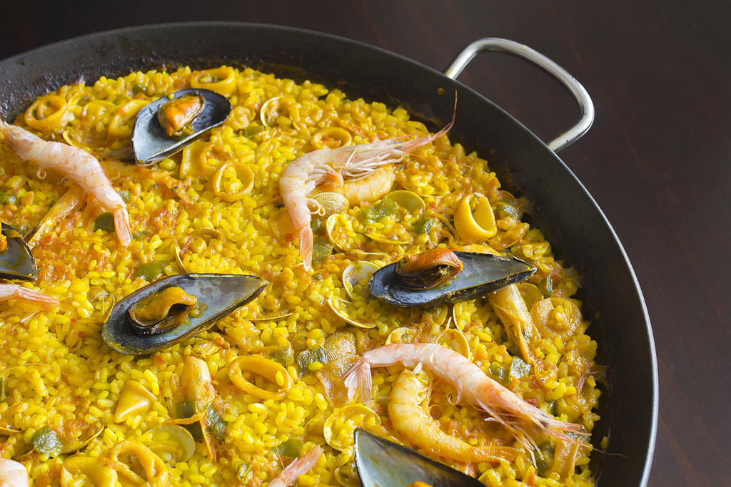 Los cinco arroces con pescado y marisco que más triunfan en las costas ...