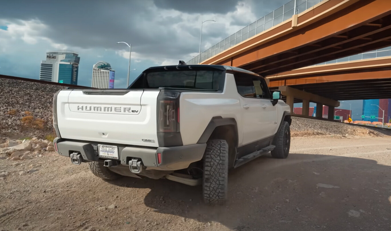 'Fail' nivel, comprarse un Hummer EV y reventarlo en 20 minutos. Le ha ...