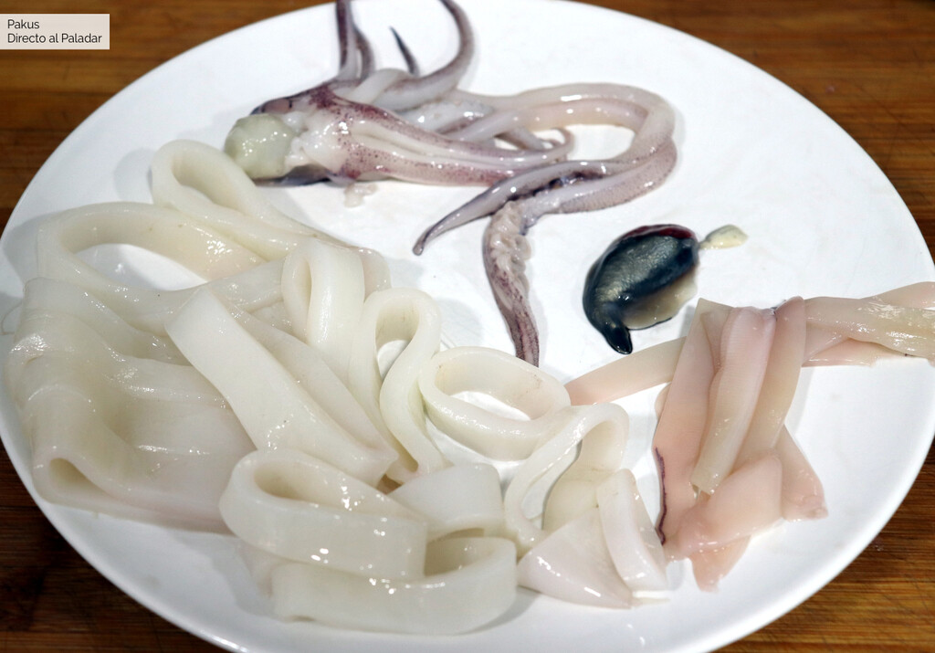 Cómo limpiar y preparar los calamares para su uso en la cocina