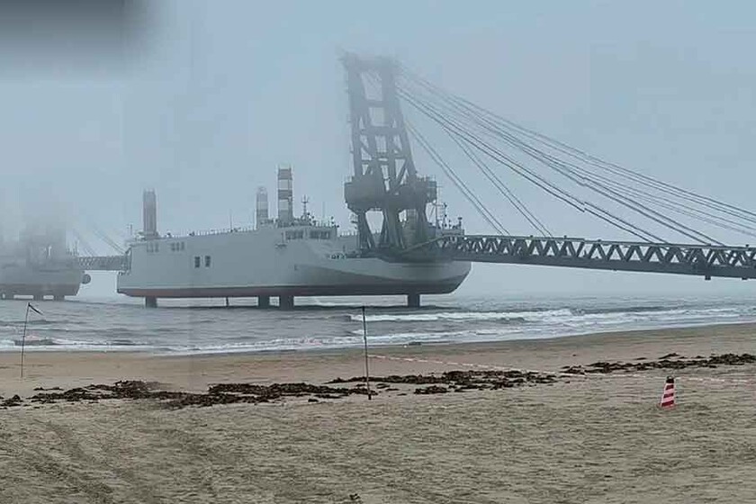 China está poniendo a prueba sus barcos-puente gigantes de cientos de ...