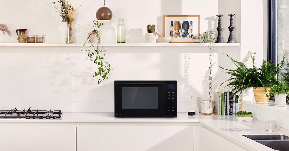 Panasonic quiere que te olvides de los microondas clásicos: sus nuevos ...