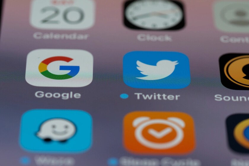 Apple activa su 'hashflag' en Twitter para el evento del 20 de abril