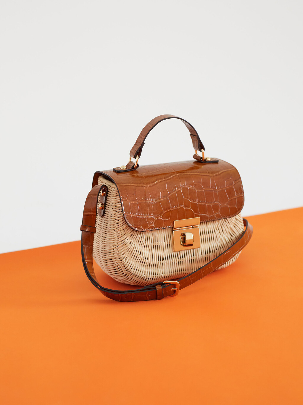 21 bolsos de rafia y mimbre muy estilosos: todas las marcas (también ...