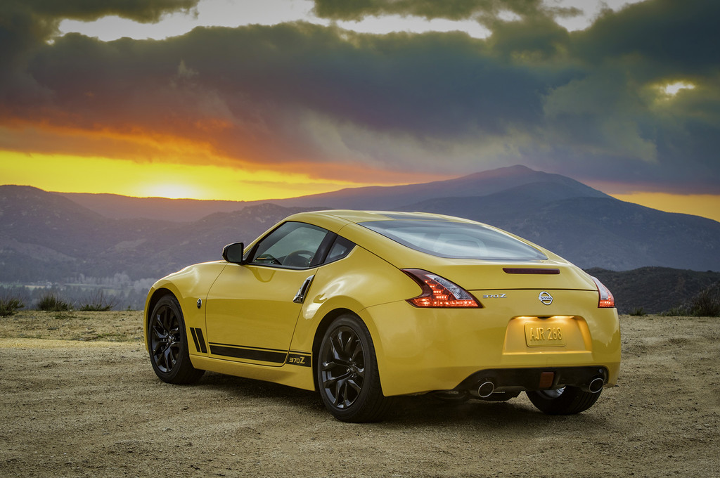 Nissan 370Z Heritage Edition 2017, el samurai japonés que se resiste a ...