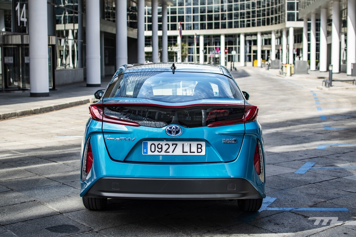 Probamos el Toyota Prius Plug-In: un apacible coche híbrido enchufable ...