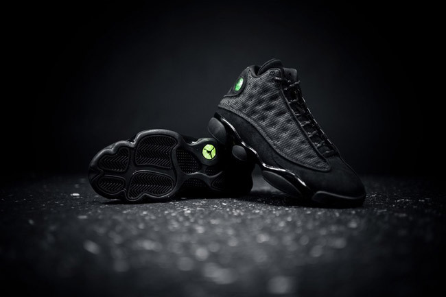 Vuelven las garras de la pantera: Air Jordan 13 Retro "Black Cat"
