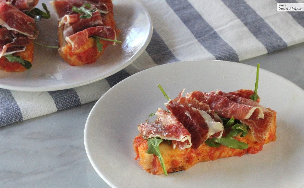 Recetas de tapas, pinchos y canapés con jamón serrano (o, mejor ...