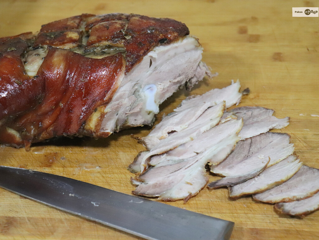 Cómo preparar en casa la receta de jamón asado a la gallega