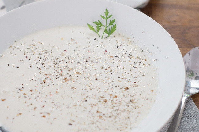 Tarator o sopa fría de yogur y pepino, receta de cocina fácil, sencilla ...