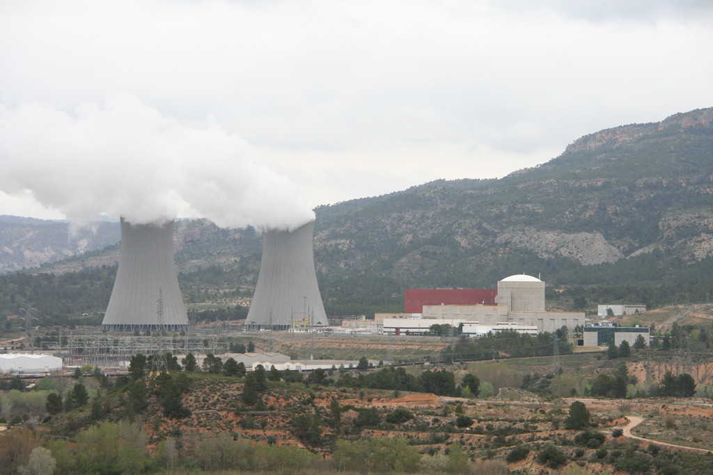 Así se protege una central nuclear de un ataque digital en España