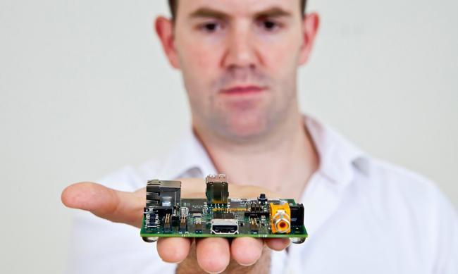 "En dos días hemos vendido 150.000 Raspberry Pi 2" Entrevista a Eben Upton