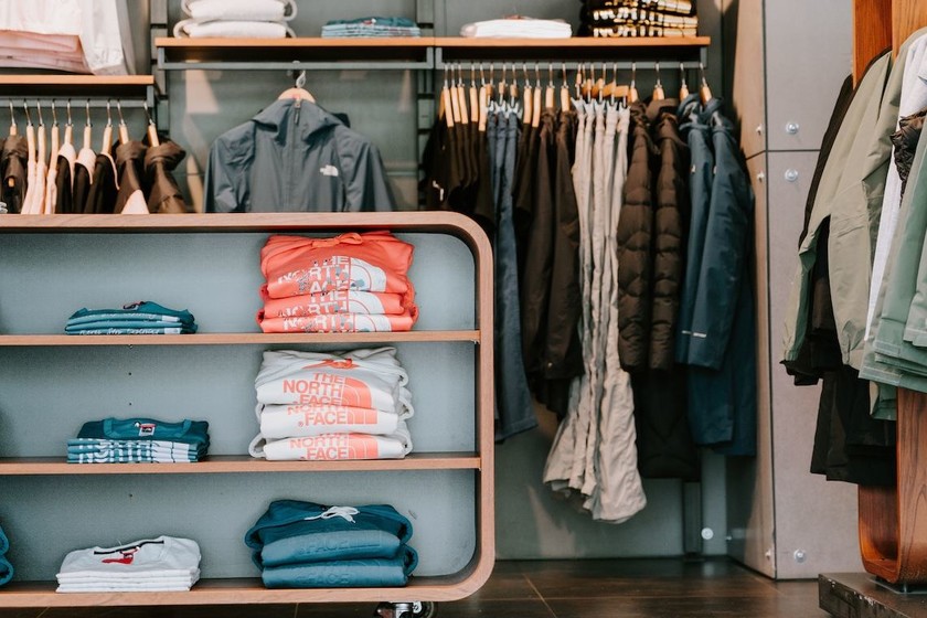 Google añade una sección de ropa en sus búsquedas para facilitar ...