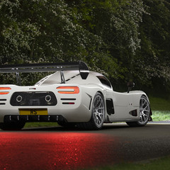 El Ultima RS 2019 es una bestia con motor V8 de hasta 1.200 CV, un peso ...