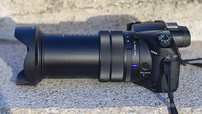 Sony RX10 IV, análisis (review): Una bridge poderosa pero que pide cambios