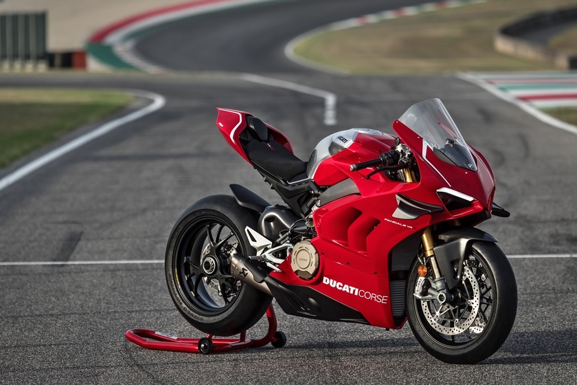 Ducati Panigale V4 2019: 221 CV, alerones y toda la tecnología contra ...