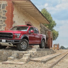 Ford Raptor, a prueba: un monstruo con dos turbos, capaz de todo y sin ...
