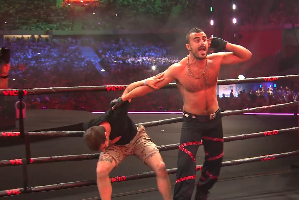 Tras varias ediciones sin subirse al ring, Míster Jägger vuelve durante ...