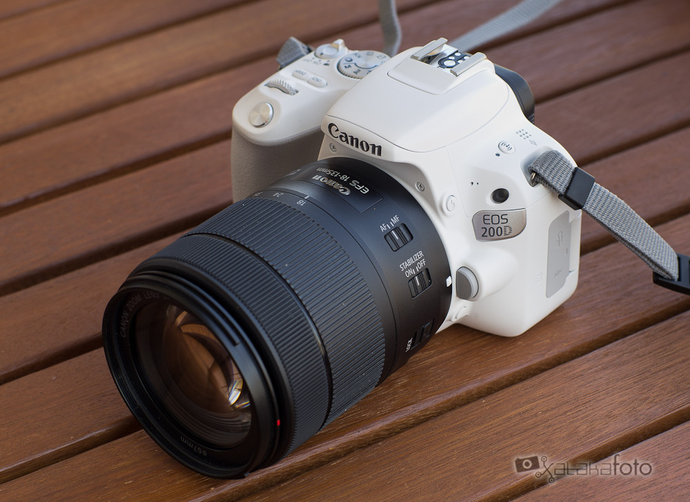 Canon EOS 200D, análisis (review): Una réflex “diferente” para ...