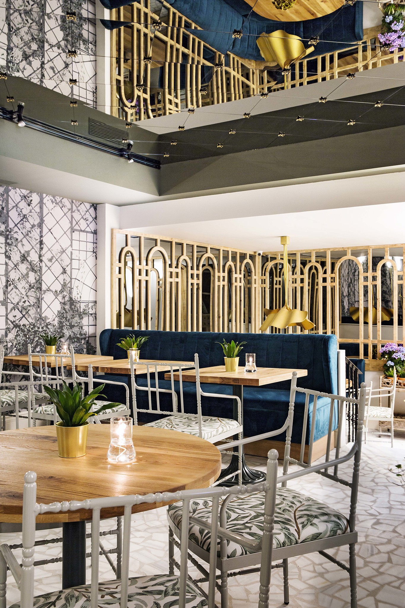 Restaurante Lateral en la calle Doctor Fleming