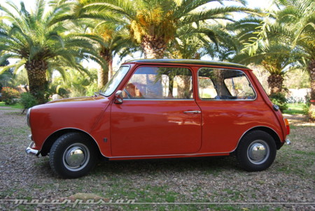 Authi Mini 850 L, retroprueba