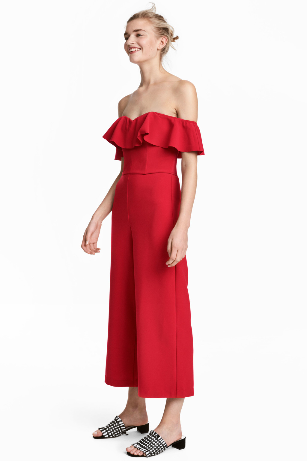 Monos de fiesta para graduaciones y bodas.