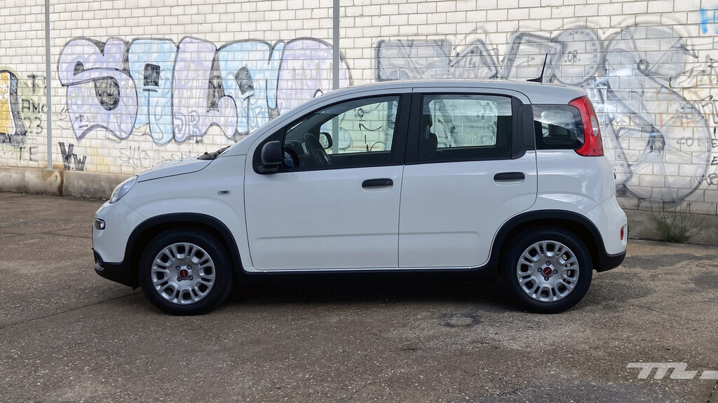 Probamos el Fiat Panda Hybrid: el coche con etiqueta ECO más barato no ...
