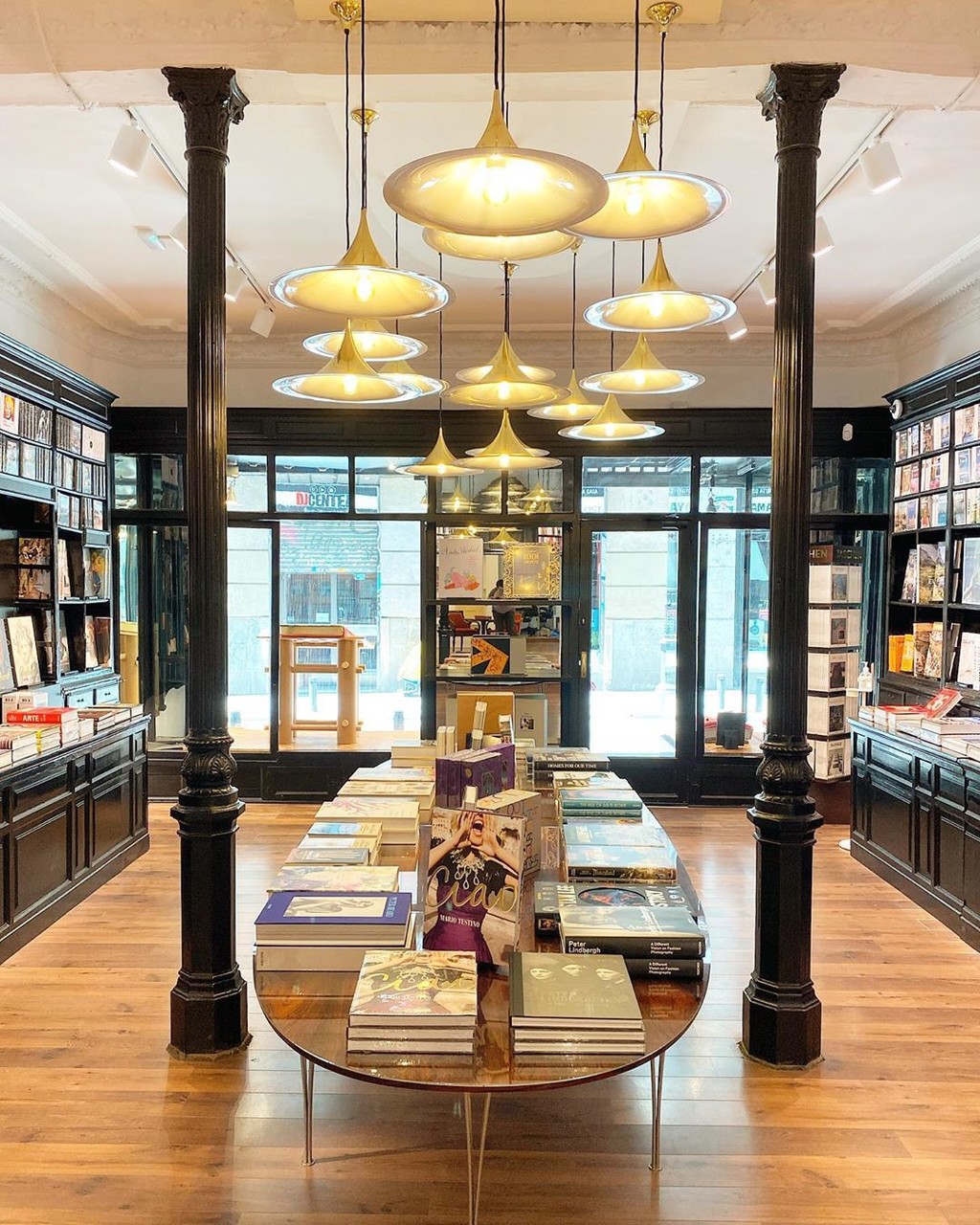 Abre en Madrid la primera tienda Taschen de España (solo hay 13 en el ...