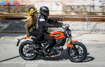 La Ducati Scrambler Sixty2 que cumple con nota, y con mucho estilo