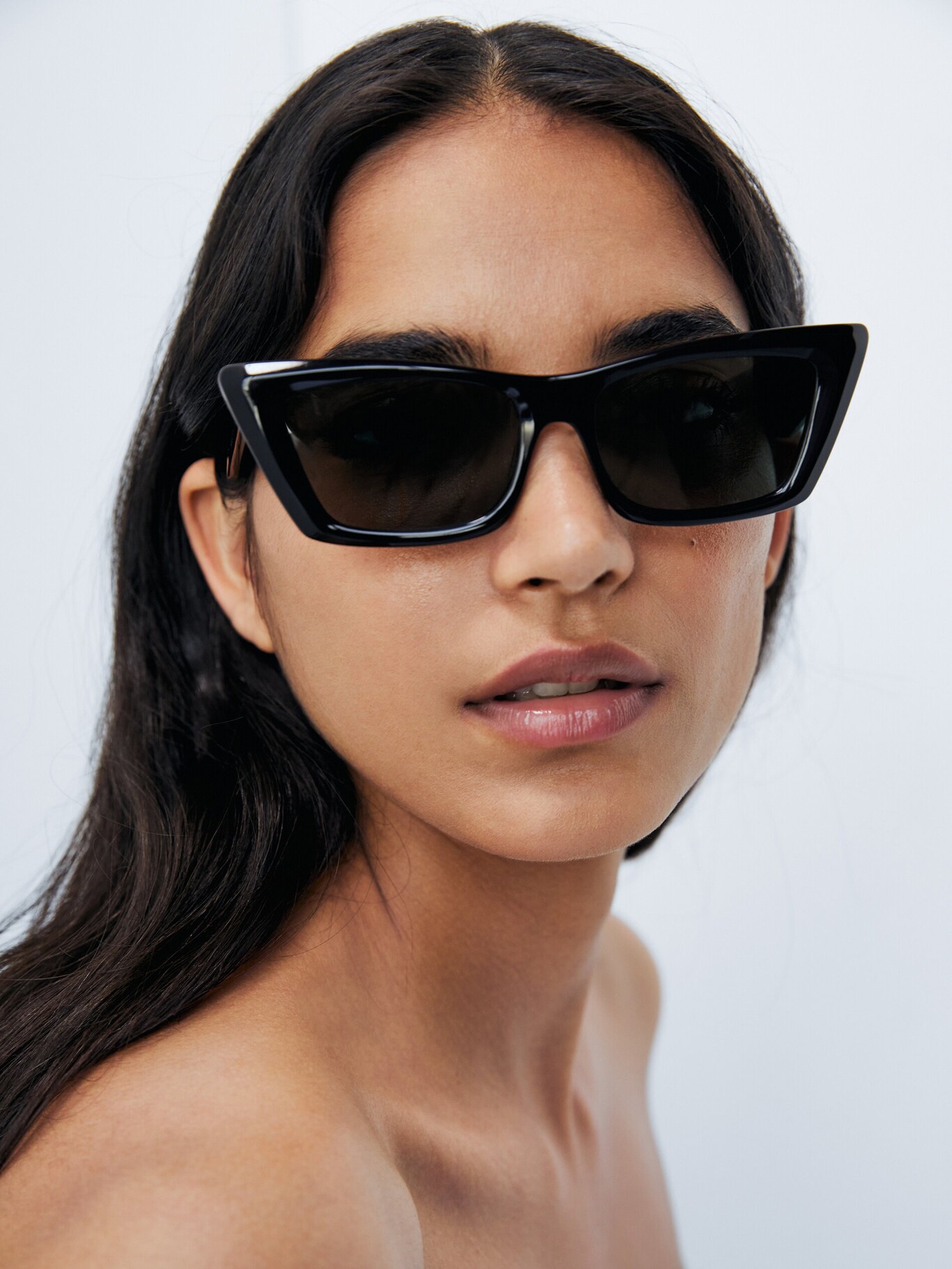 Caemos rendidas con la nueva colección de gafas de Massimo Dutti ...