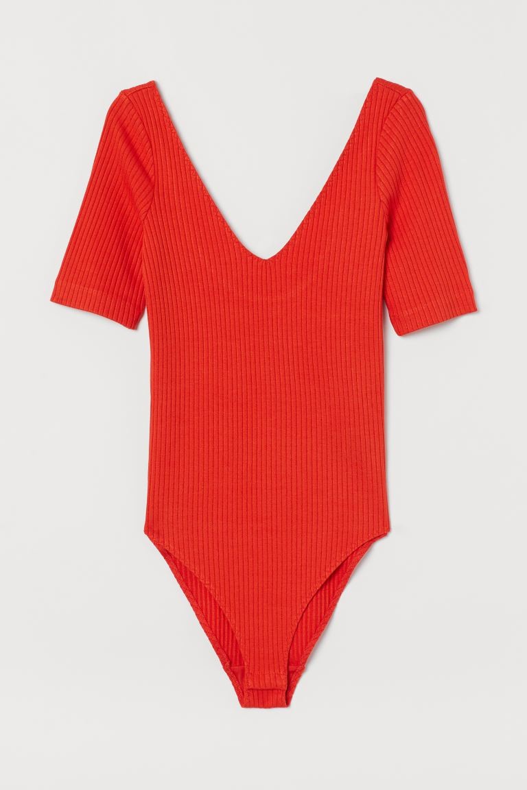 13 bodies cómodos que podrían funcionar como prenda de estar por casa ...