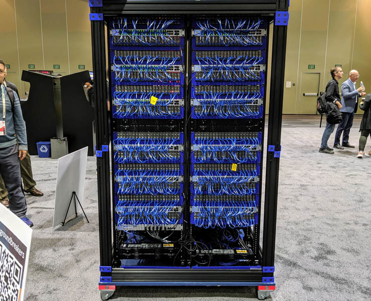 Este "supercomputador" de Oracle está basado en un cluster de 1.060 Raspberry Pi, y lo han hecho ...