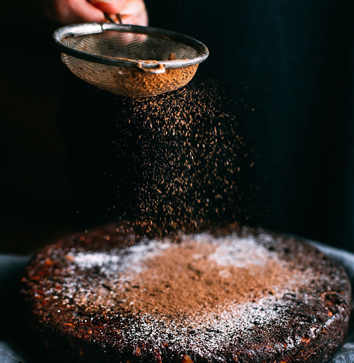 Por qué hay que tamizar la harina y otros ingredientes secos (y cuándo ...