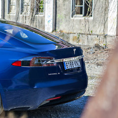 Tesla Model S 100D, a prueba: el coche eléctrico que soñaba con ser un ...