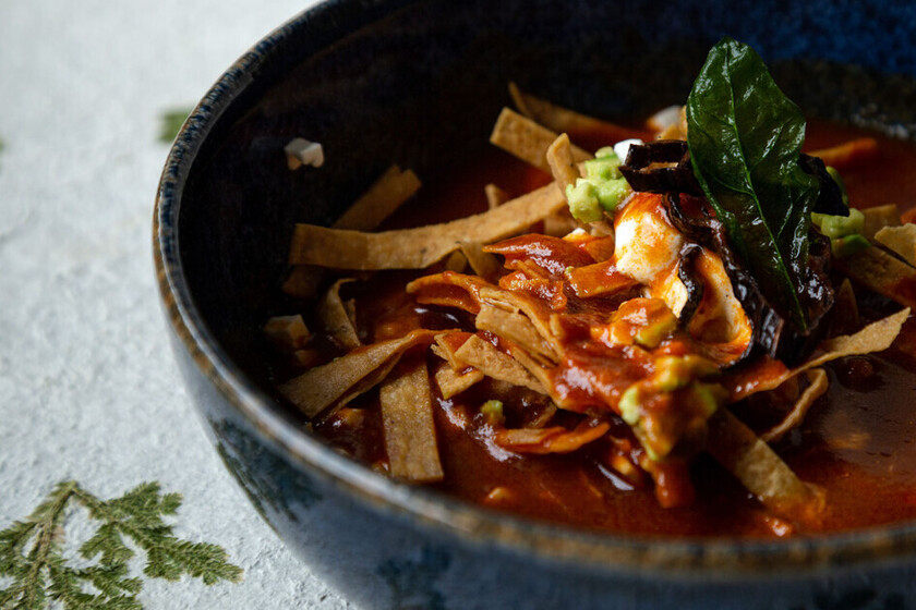 Cómo hacer Sopa de tortilla fácil y rápido con la receta de uno de los ...