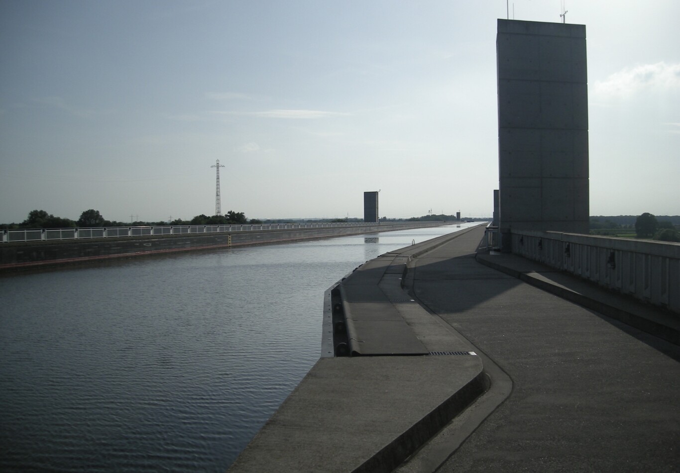 El increíble puente de agua de Magdeburgo: con 918 metros es el más ...
