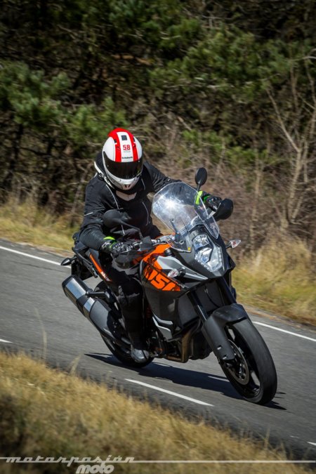 KTM 1050 Adventure, prueba (valoración, galería y ficha técnica)