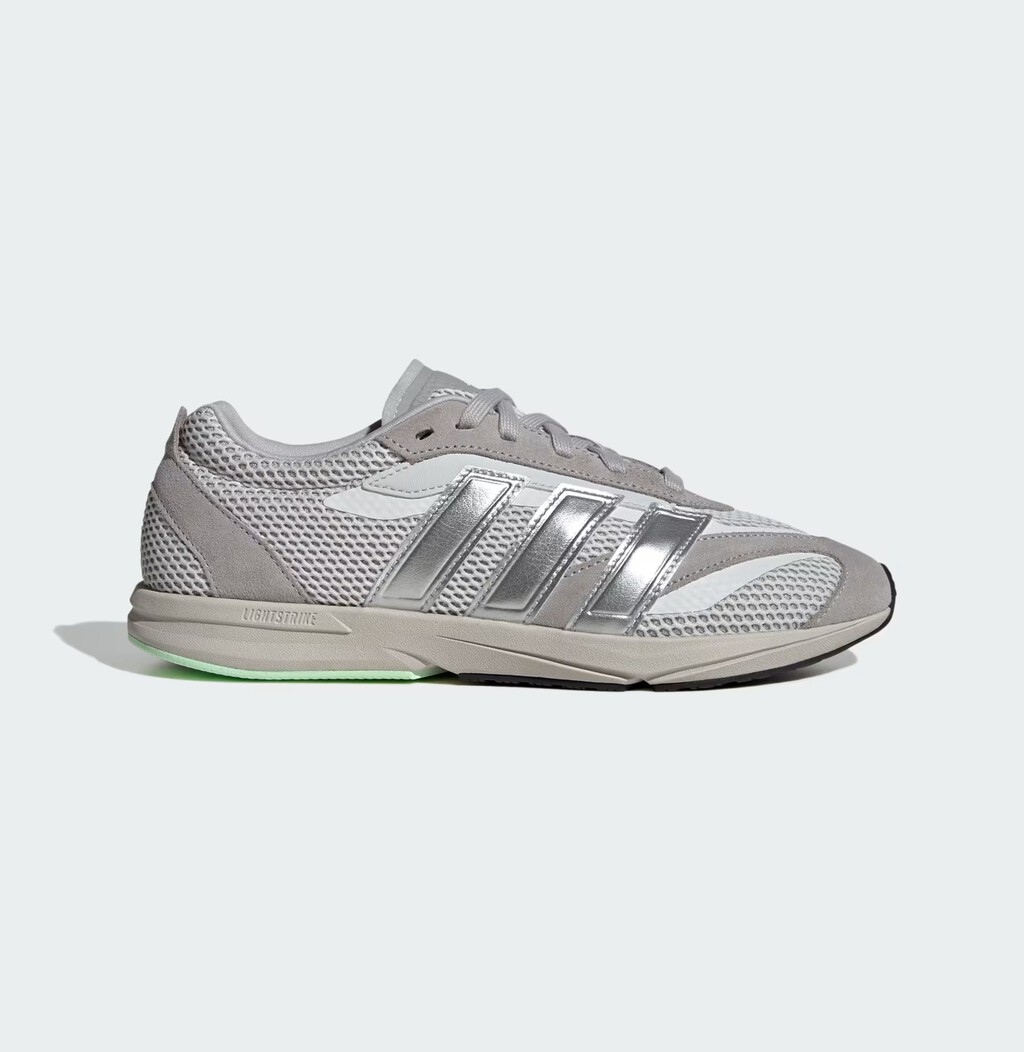 Adidas lanza sus nuevas zapatillas plateadas y se convierten en las más ...