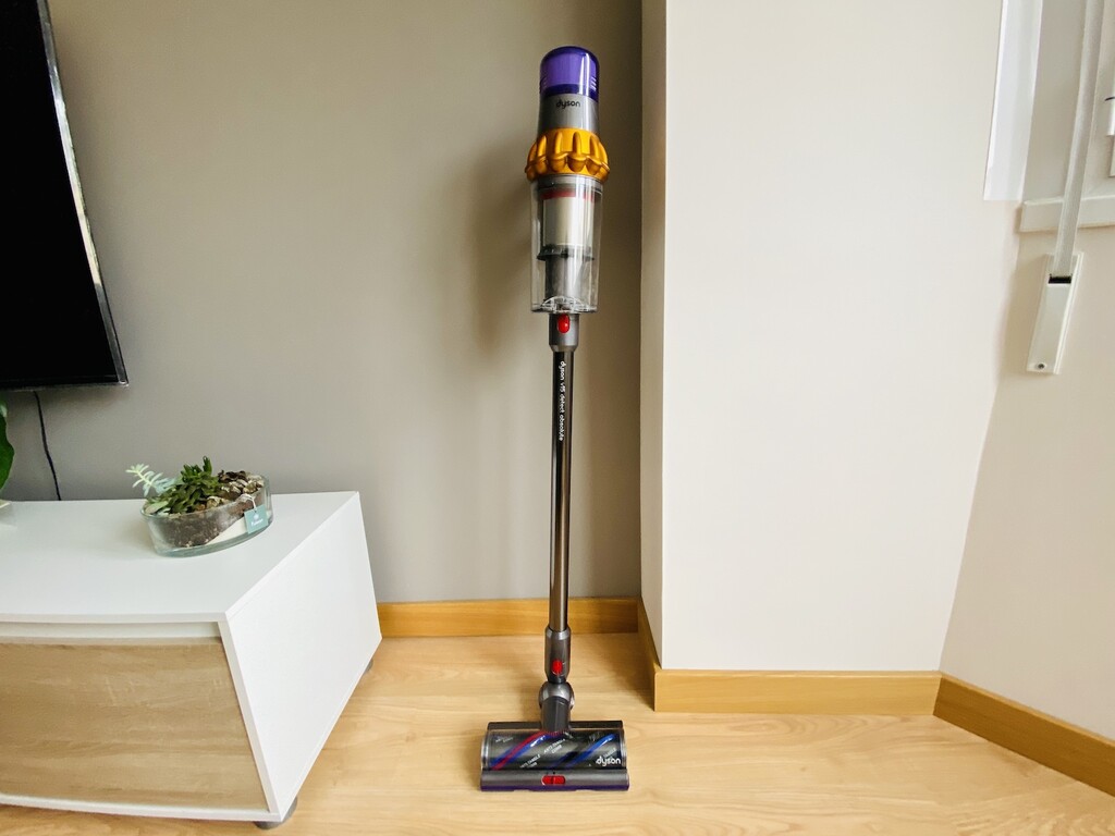 Dyson V15 Detect Absolute: análisis con características, precio y ...